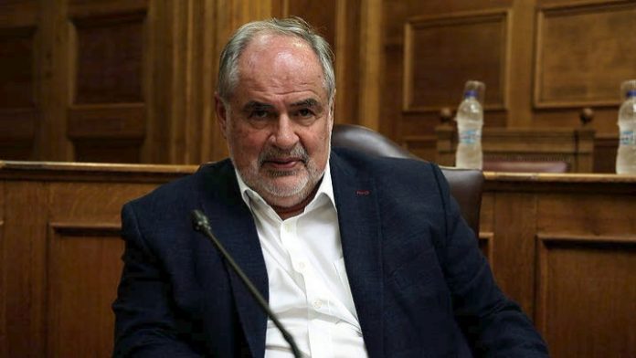 Διαψεύδει ο Κώστας Φωτάκης ότι έλαβε επίδομα ενοικίου - to10.gr