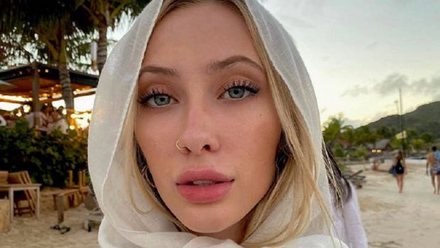 Kaylen Ward: Η γυμνή φιλάνθρωπος που στέλνει φωτογραφίες της για να ...