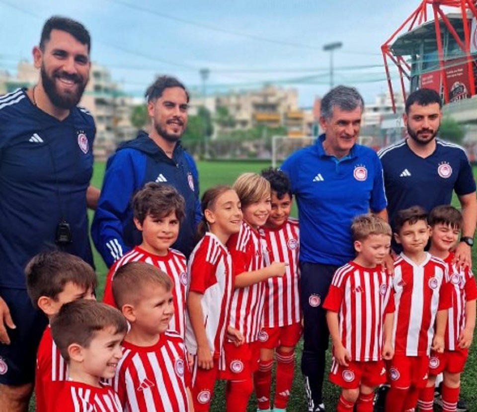 Ο Μεντιλίμπαρ βρέθηκε στη σχολή Καραϊσκάκη (pic)