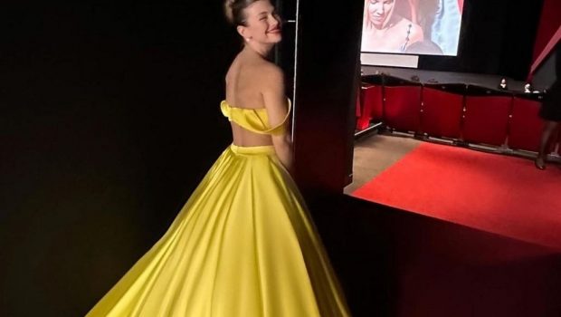 Κάννες: Η Κλέλια Ανδριολάτου βγαλμένη από παραμύθι με neon yellow σετ - to10.gr