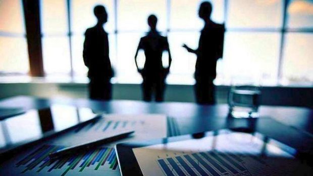 Δημόσιος τομέας: Η Mαύρη Bίβλος των παρανομιών - to10.gr