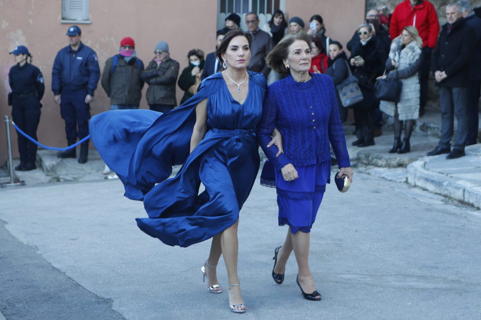 Ο Γιώργος Βαρδινογιάννης συνόδευσε την κόρη του στον γάμο με τον Νικόλα ...