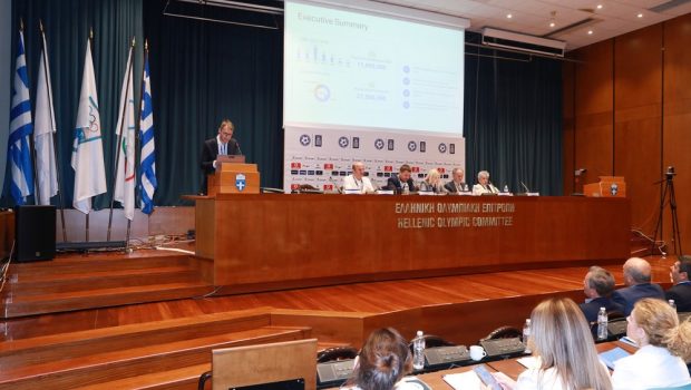 UEFA σε ΕΠΟ: «Φάρος για την Ελλάδα οι επιτυχίες Ολυμπιακού και Εθνικής»