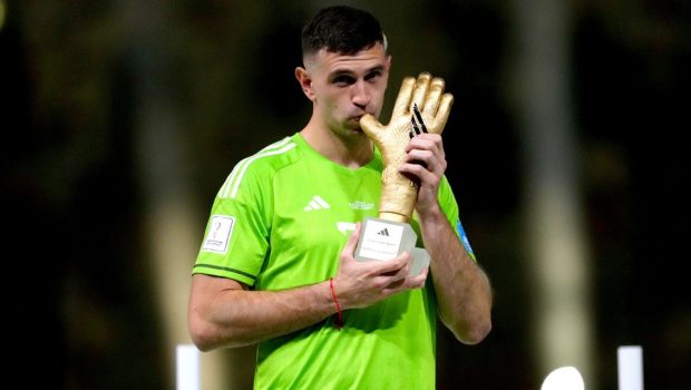 Εμιλιάνο Μαρτίνες: Τείχος ή… ντουβάρι; (vids, pics) - to10.gr