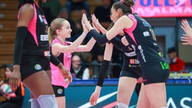 Αριάνα Μανφρεντίνι: Στην ιστορία του ιταλικού βόλεϊ με ντεμπούτο στα 13 της χρόνια - to10.gr