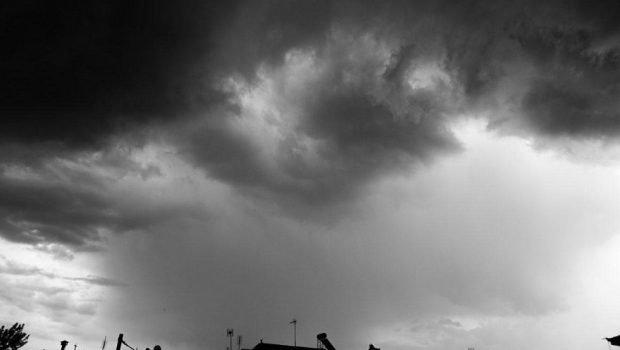 Νέο έκτακτο δελτίο επιδείνωσης του καιρού: Πού θα χτυπήσουν καταιγίδες ...