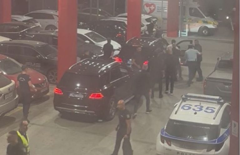 Το βίντεο με την αποχώρηση του Γιαννακόπουλου από το πάρκινγκ του ΣΕΦ ...