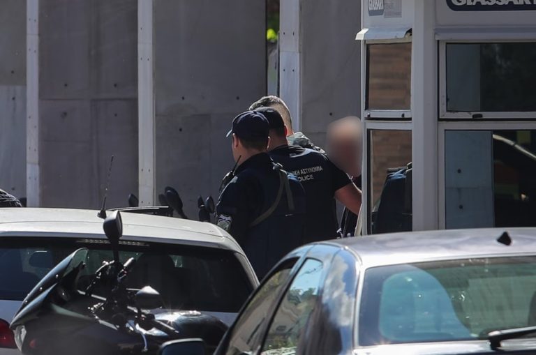«Δεν είναι ύποπτος φυγής ο 89χρονος» – Αιχμές από τον δικηγόρο του για ...